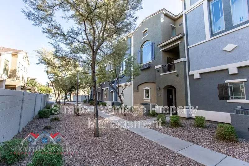 Places for Rent at Stratton Vantage Property Management in Tempe, AZ ...
