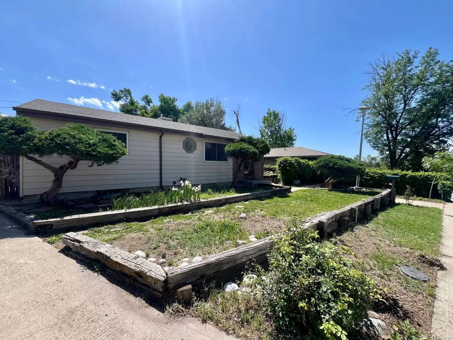 1 Places for Rent at Brinkerhoff Property Management in Arvada, CO| Dwellsy